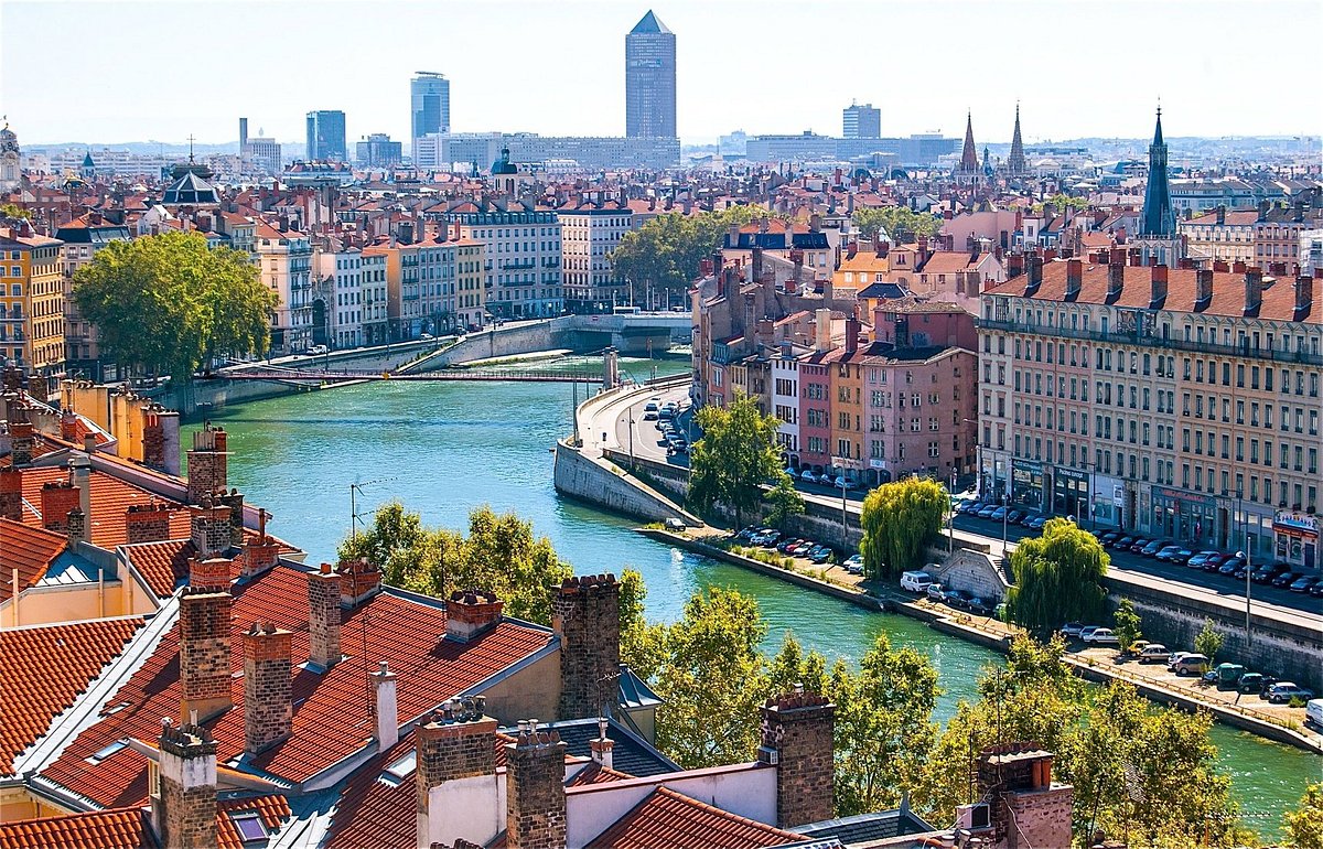Ride and Seek - Cro Magnon - A Day in Lyon